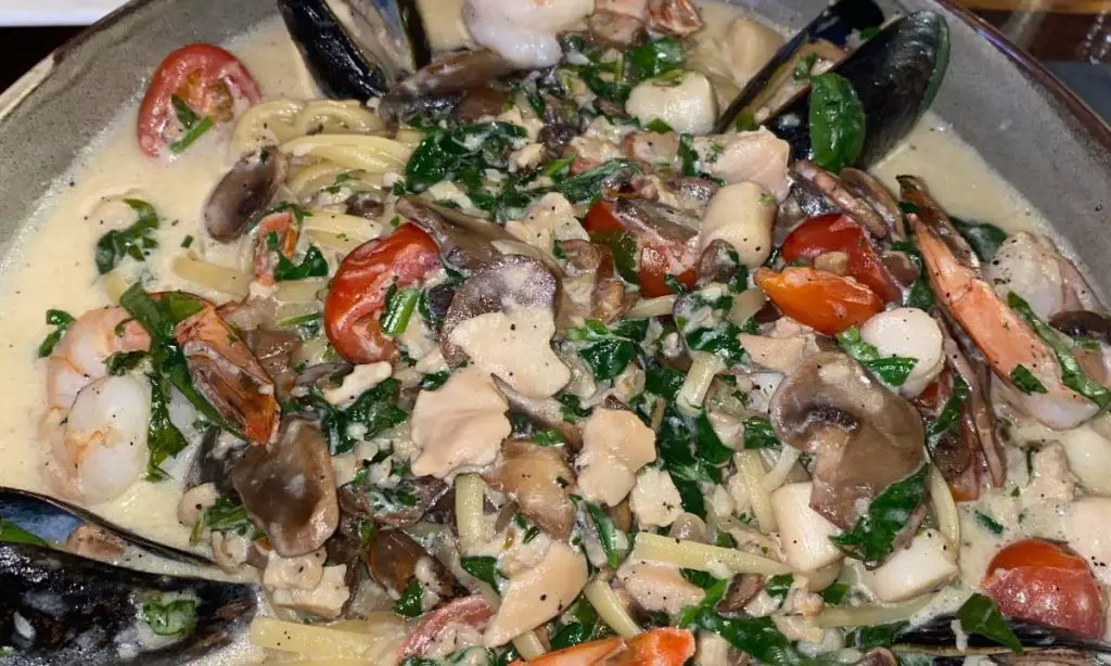 How To Make Chicken Subgum Chow Mein At Home